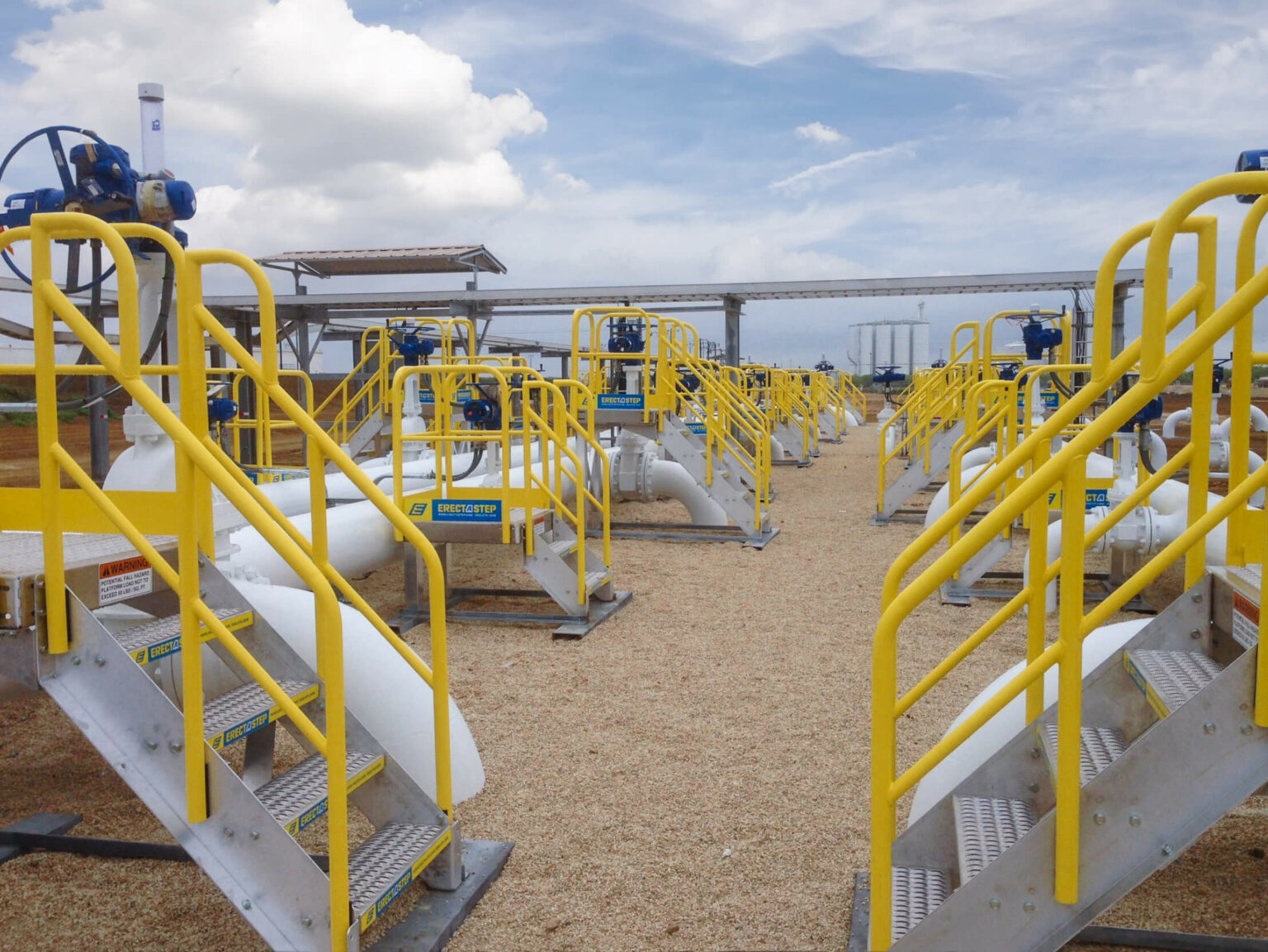 Erectastep Colonial Pipe 4-Step Maintenance Access Platform Pipe Field ...