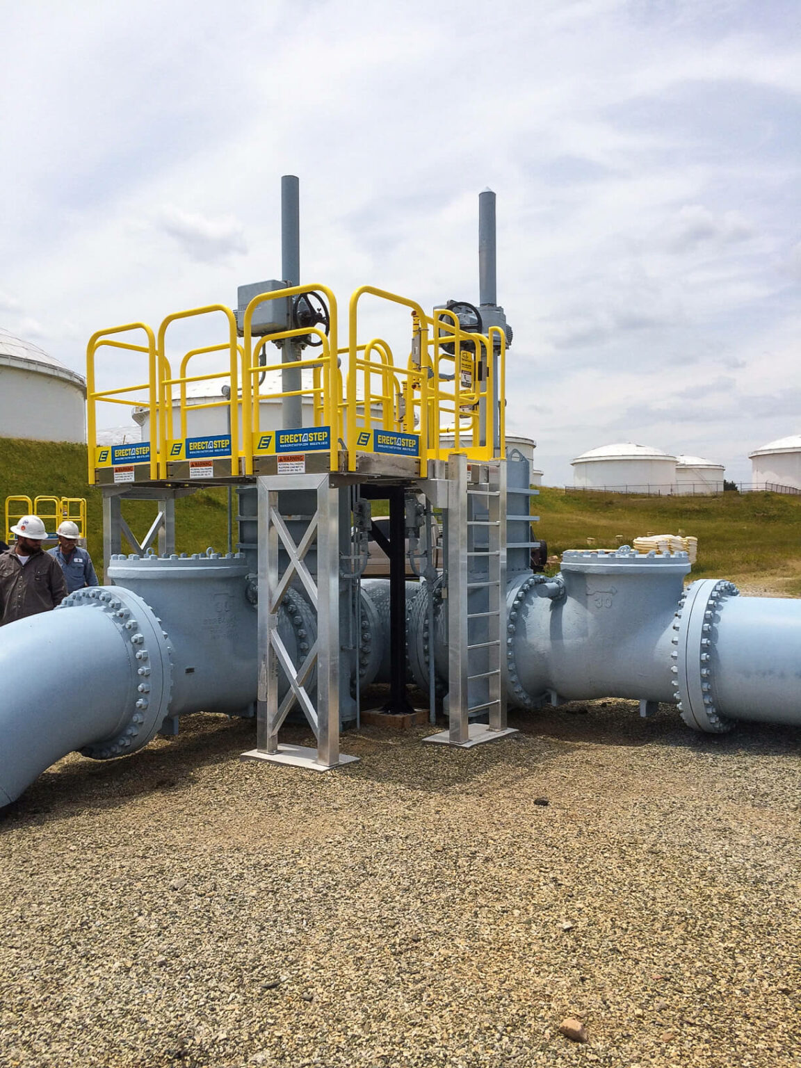 Erectastep Colonial Pipe corner access ladder platform - ErectaStep