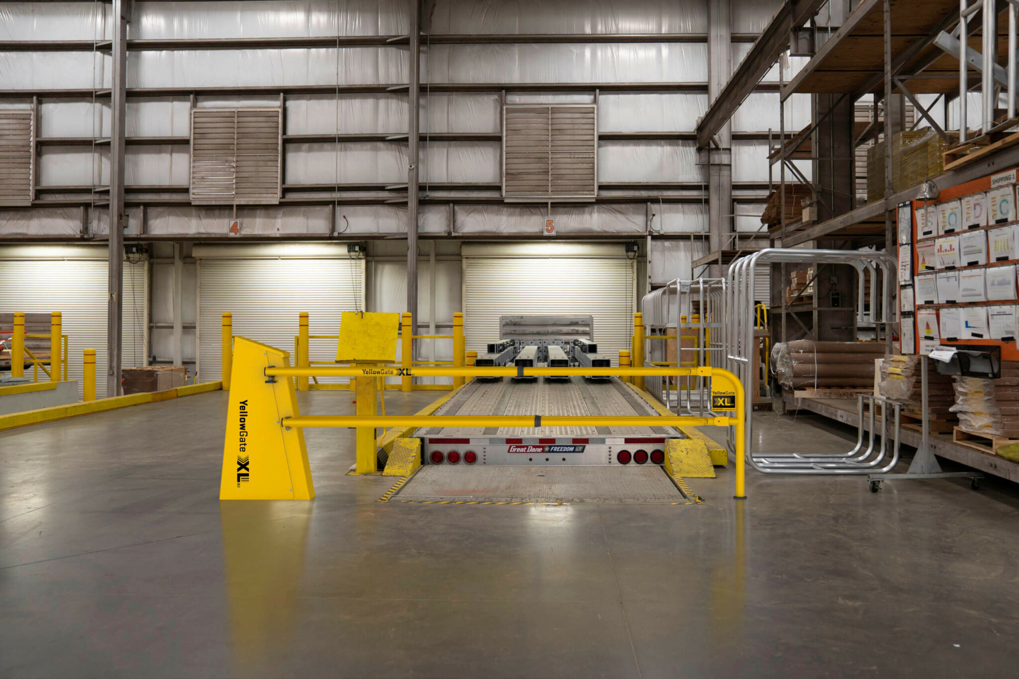 YellowGate XL swing safety gate for flatbed loading bay - ErectaStep